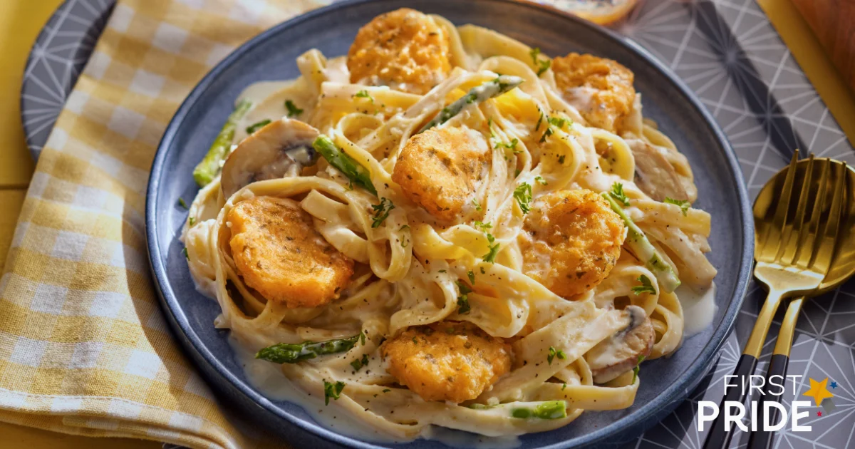 CREAMY SPAGHETTI ALFREDO prepared with FIRST PRIDE Salted Egg Chicken ...
